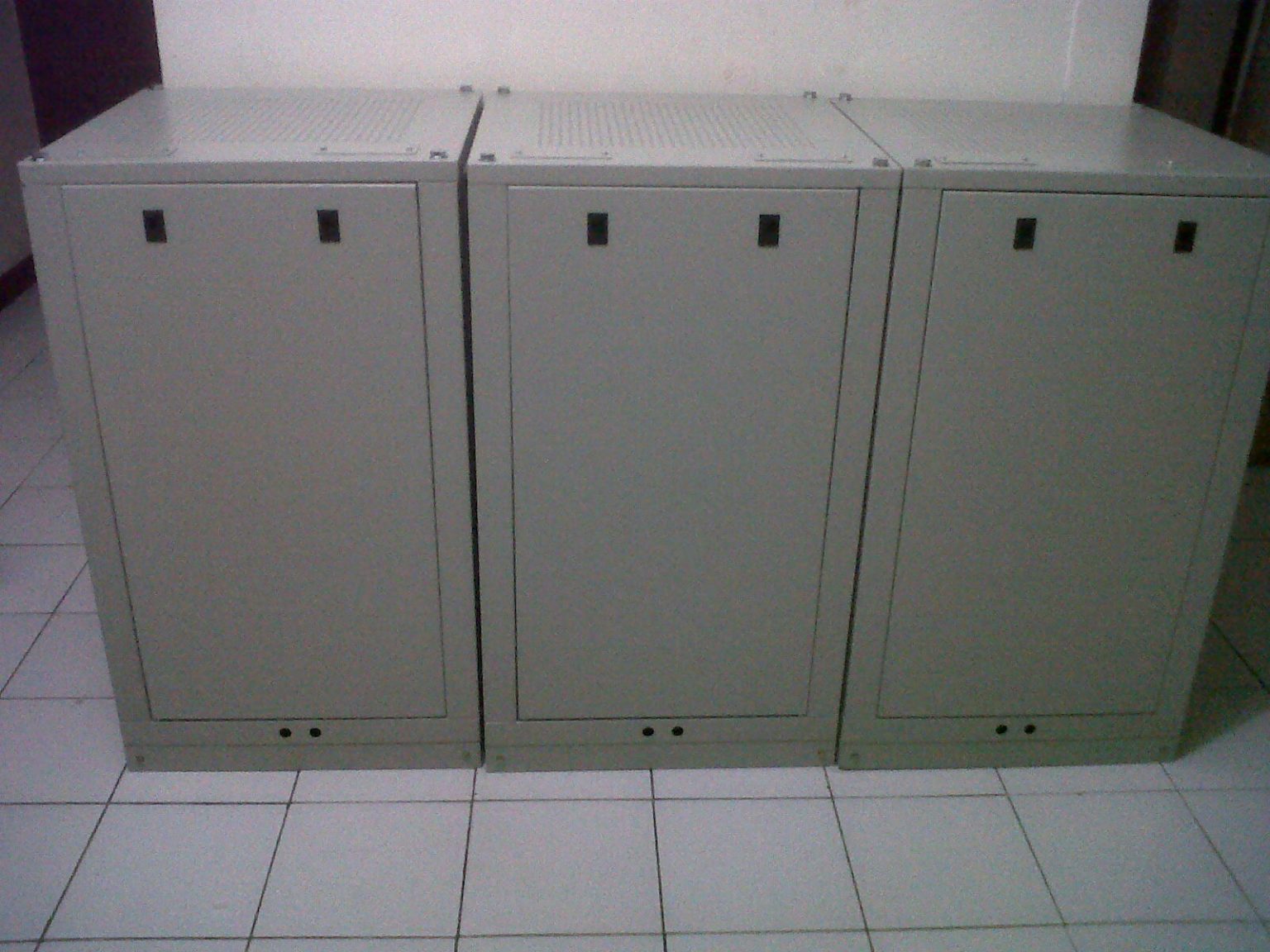 Rack Cabinet & Rack Rectifier – Ray Network Solution